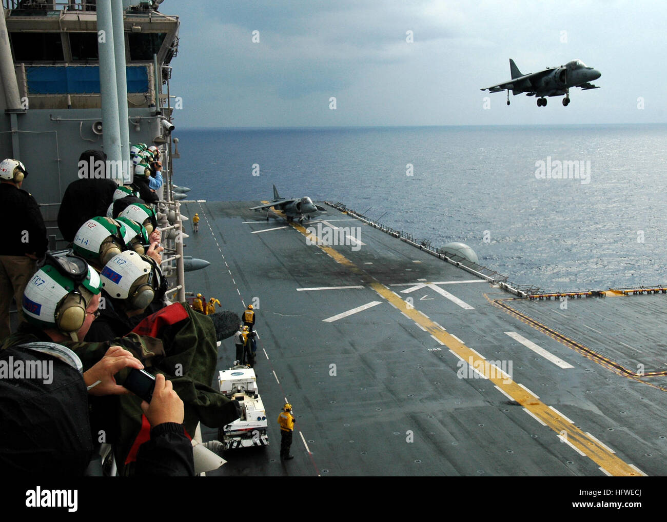 Hmm 264 hi-res stock photography and images - Alamy