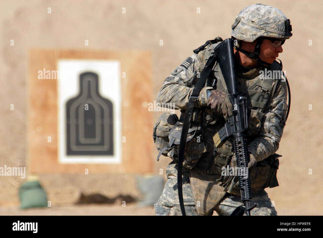 080922-N-6278K-020 FOB FALCON, Iraq (Sept. 22, 2008) Marine Corps Cpl. Vincent Hoover, assigned ...