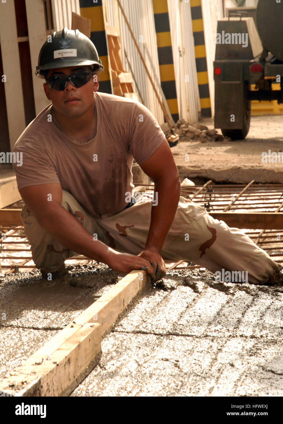 Screeding hi-res stock photography and images - Alamy