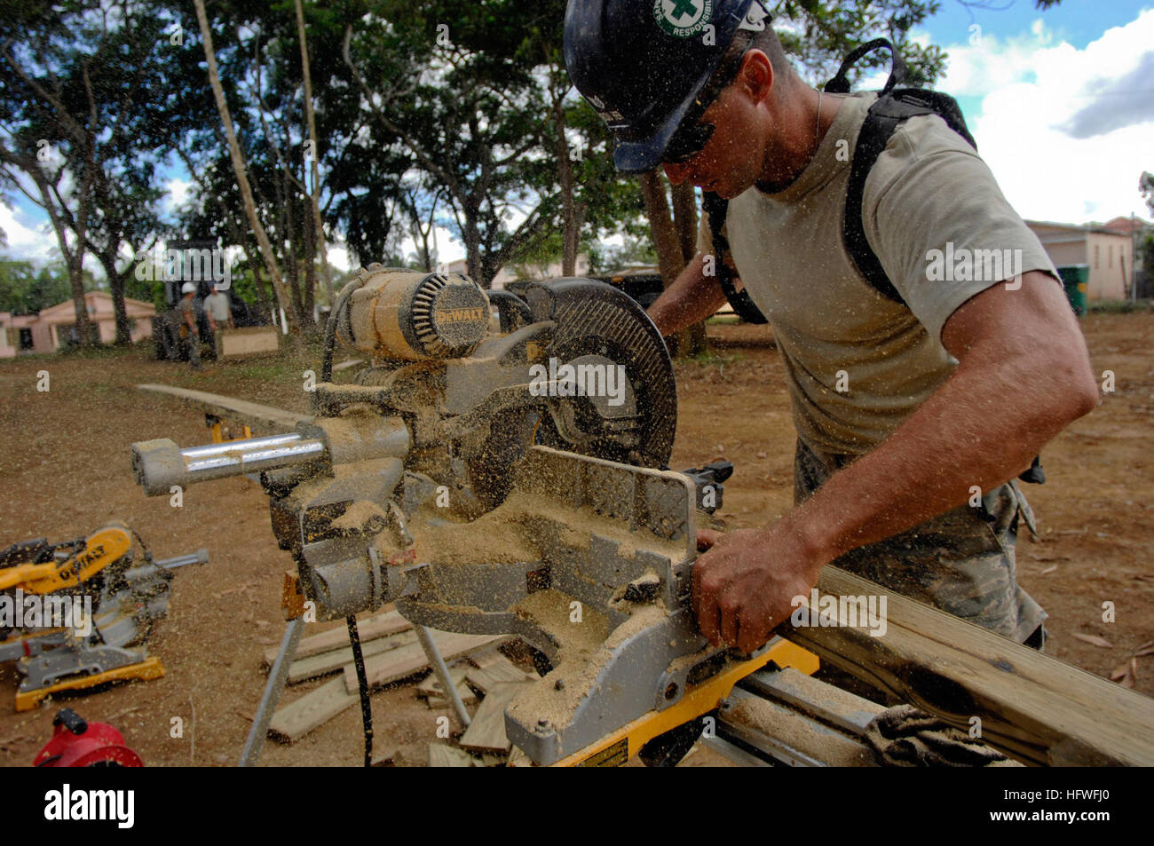 081011-N-9620B-006 SABANA GRANDE DE BOYA, Dominican Republic (Oct. 11 ...