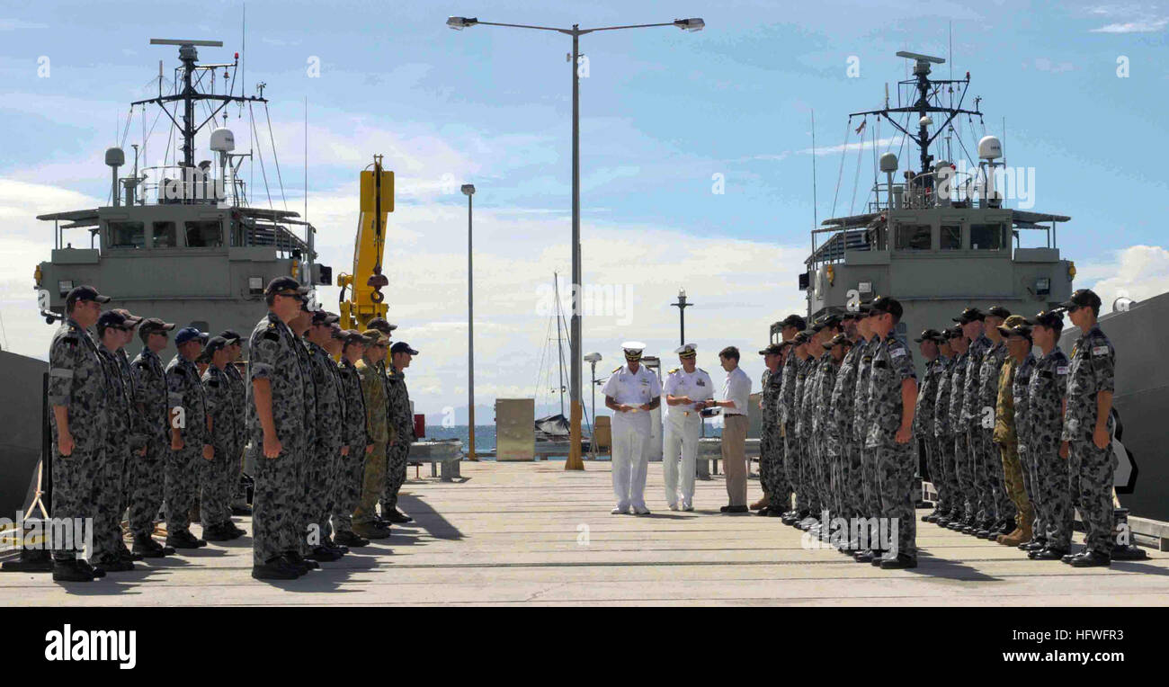 Australian landing craft heavy hi-res stock photography and images - Alamy