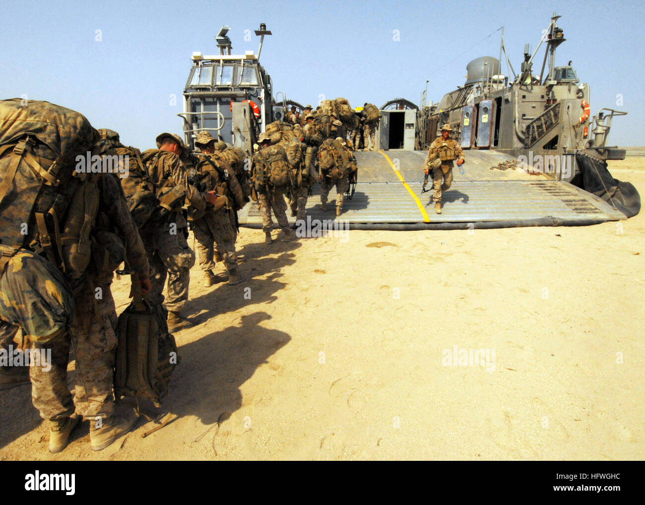 Marines board a landing craft hi-res stock photography and images - Alamy