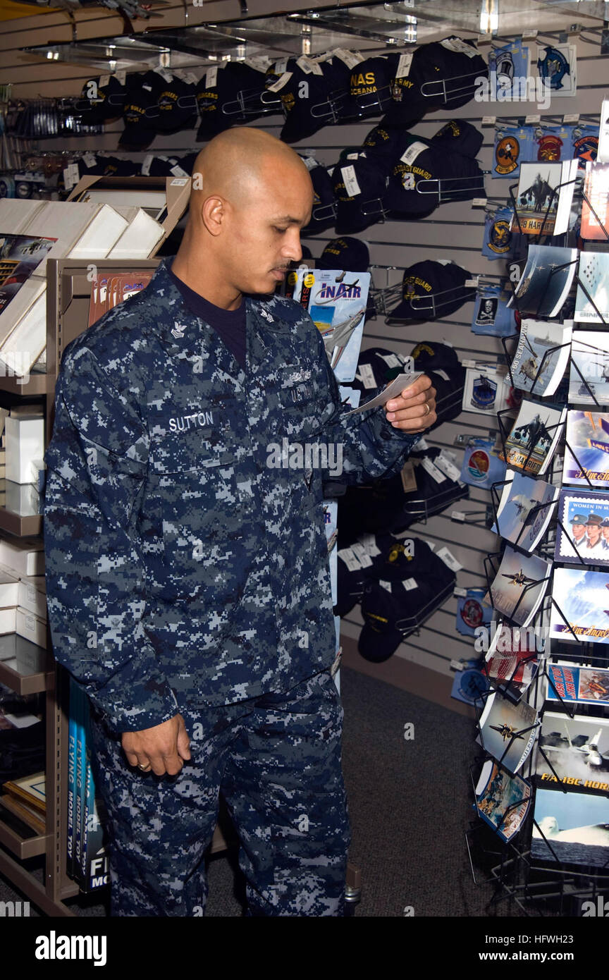 U s navy uniform camouflage High Resolution Stock Photography and ...