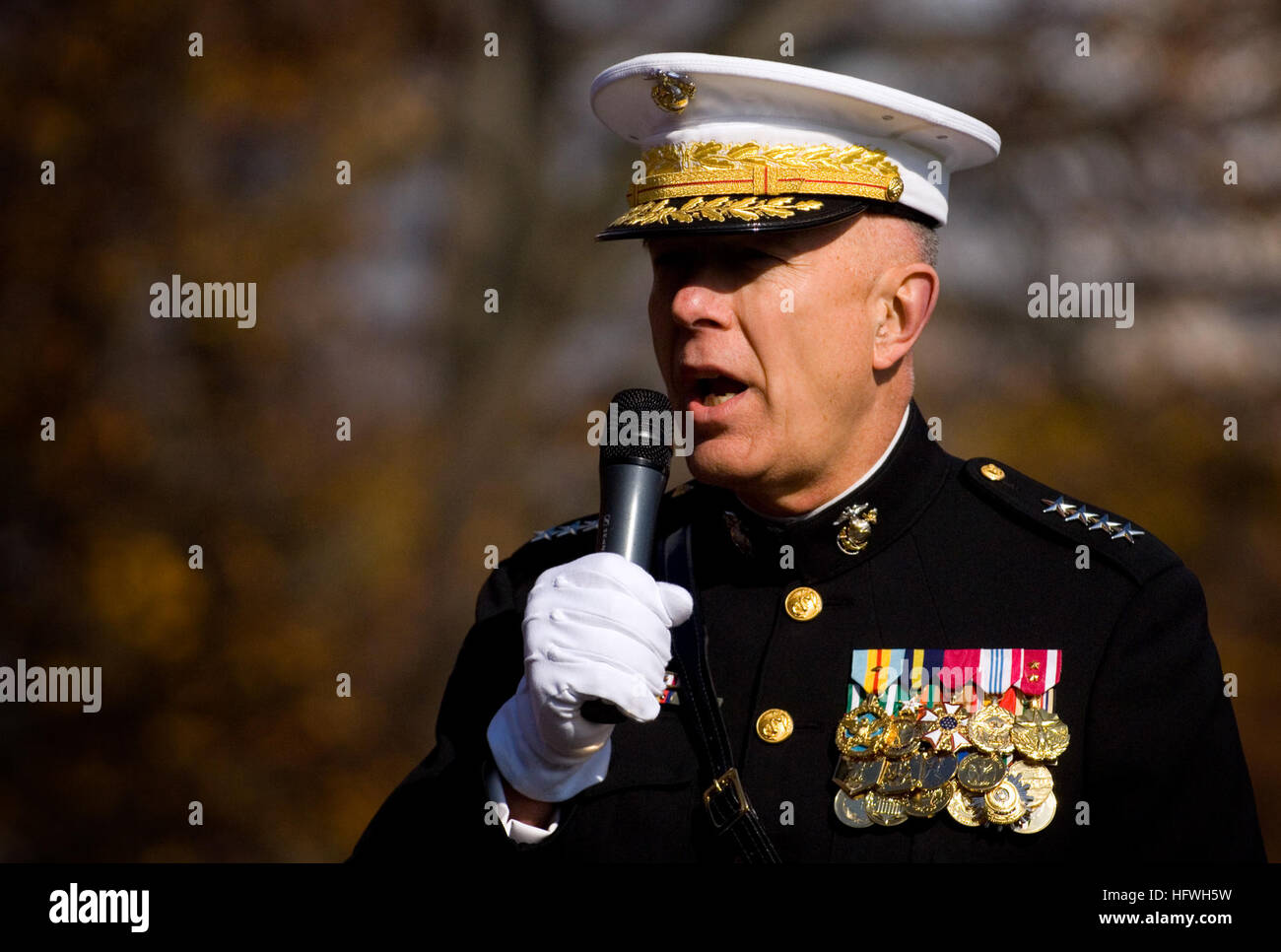 During memorial ceremony marine hi-res stock photography and images - Alamy