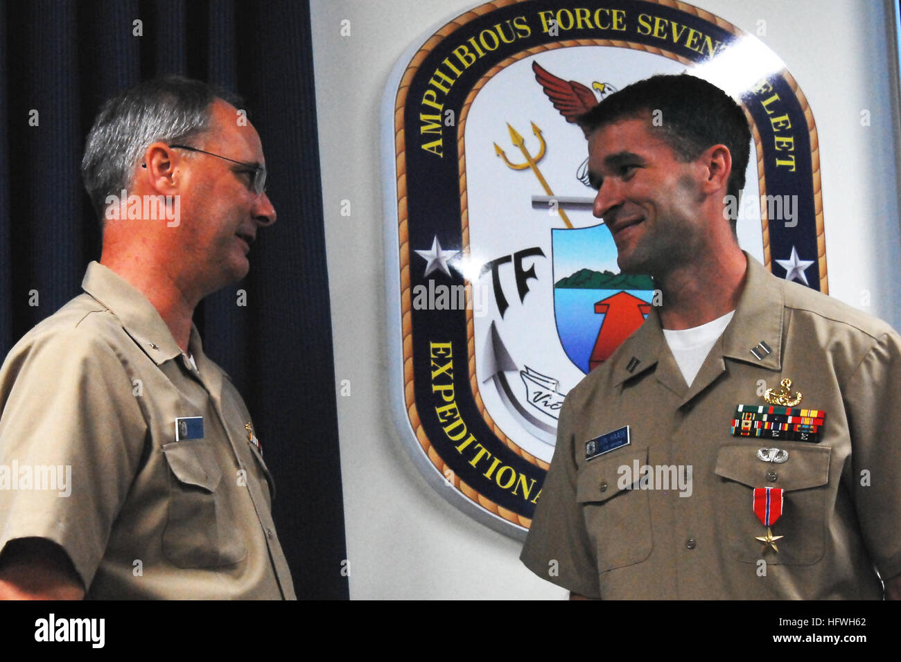 Explosive ordinance disposal eod mobile unit five detachment one hi-res ...