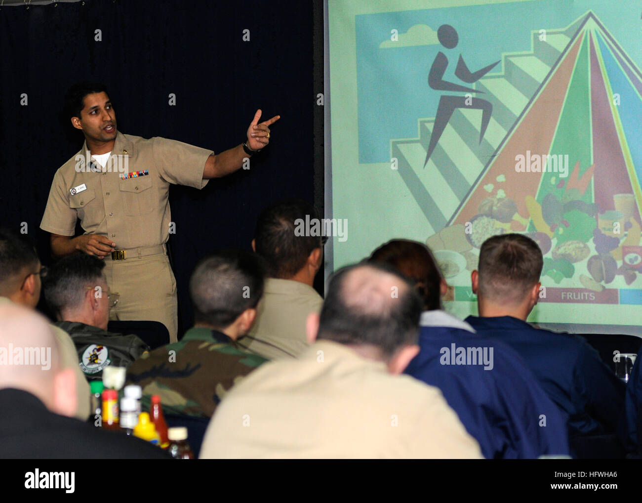 Us naval hospital yokosuka hi-res stock photography and images - Alamy