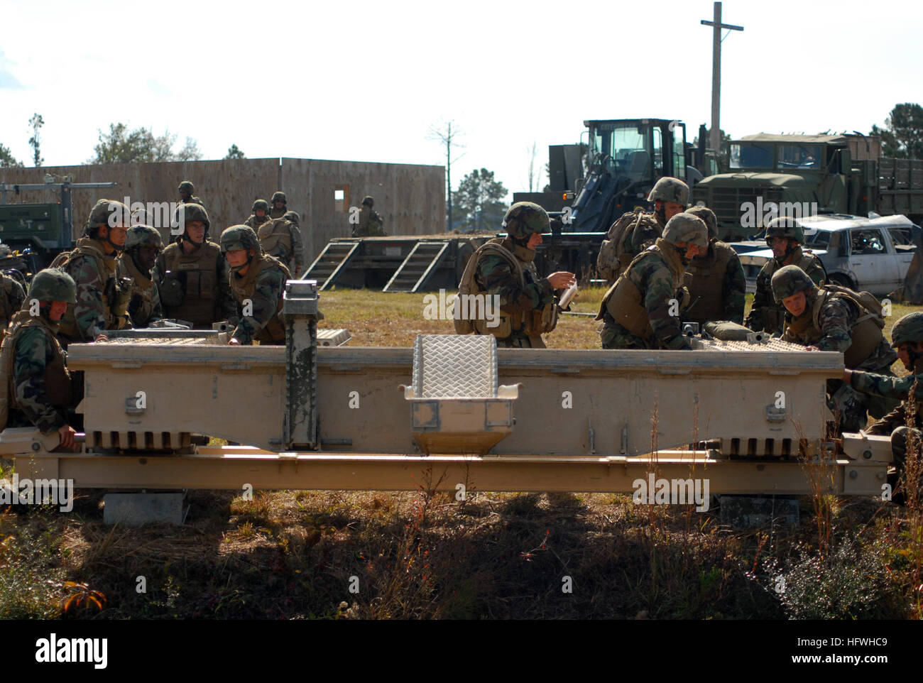 081114-N-7367K-027 CAMP SHELBY, Miss. (Nov. 14, 2008) Builder 1st Class ...