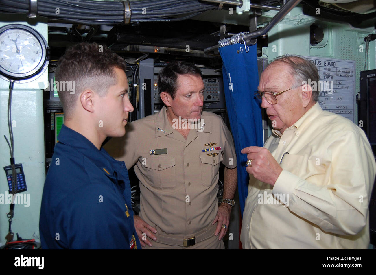 U s navy retired vice admiral hi-res stock photography and images - Alamy