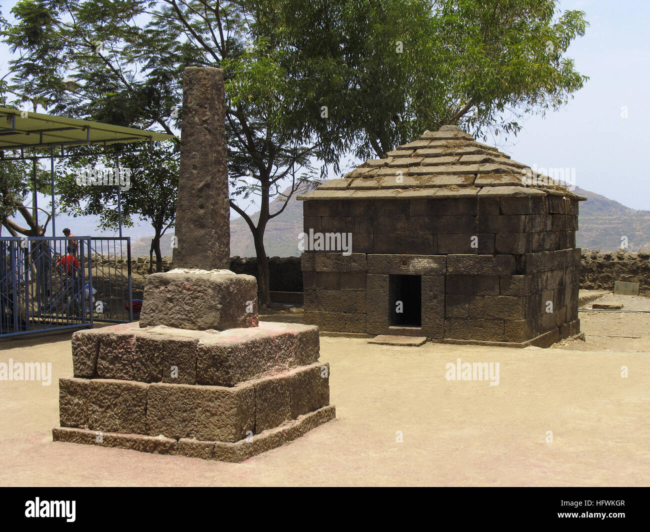 Chaitya caves karla hi-res stock photography and images - Alamy