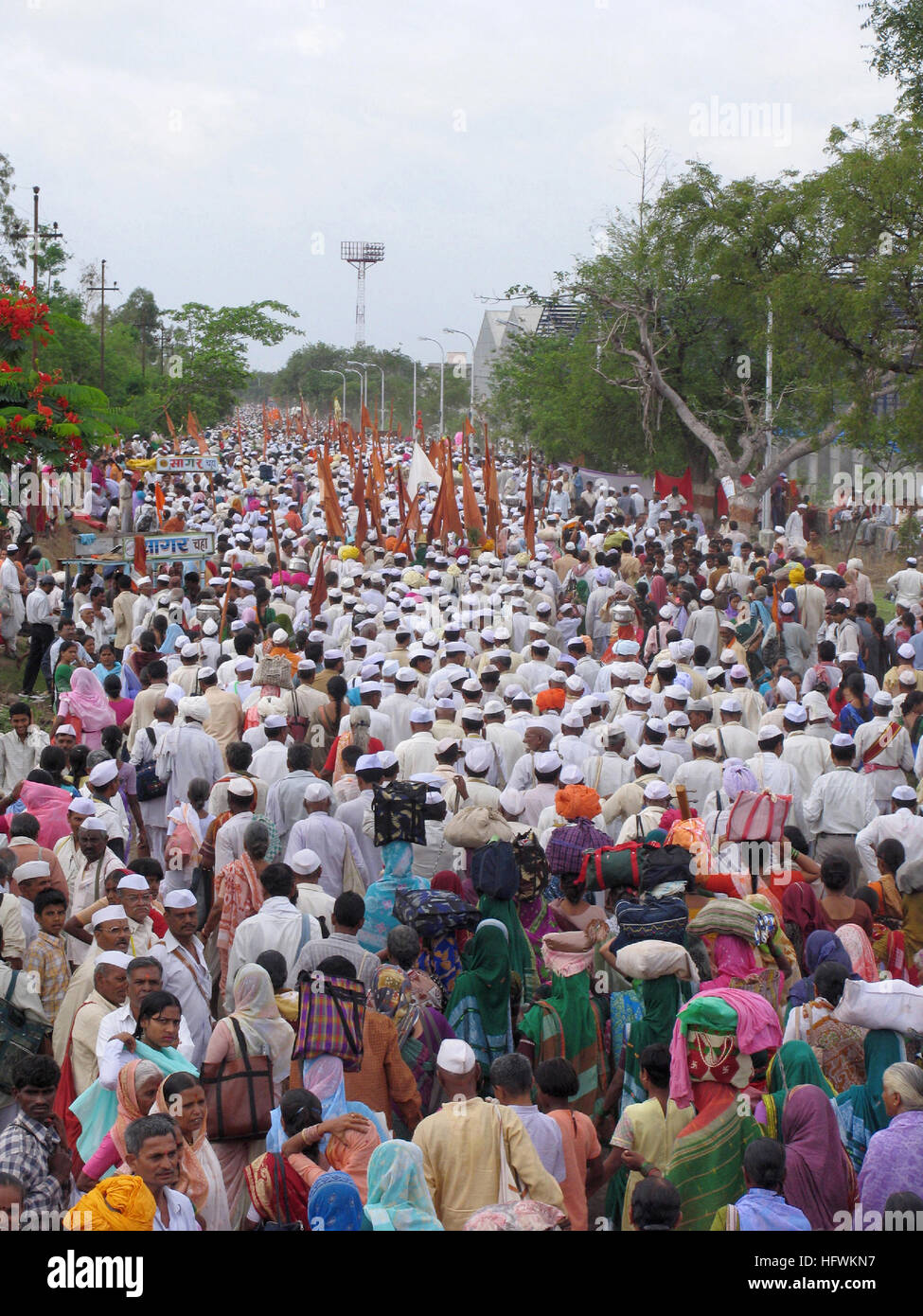 Warkaris or pilgrims, Pandharpur Yatra at Alandi, Maharashtra, India ...