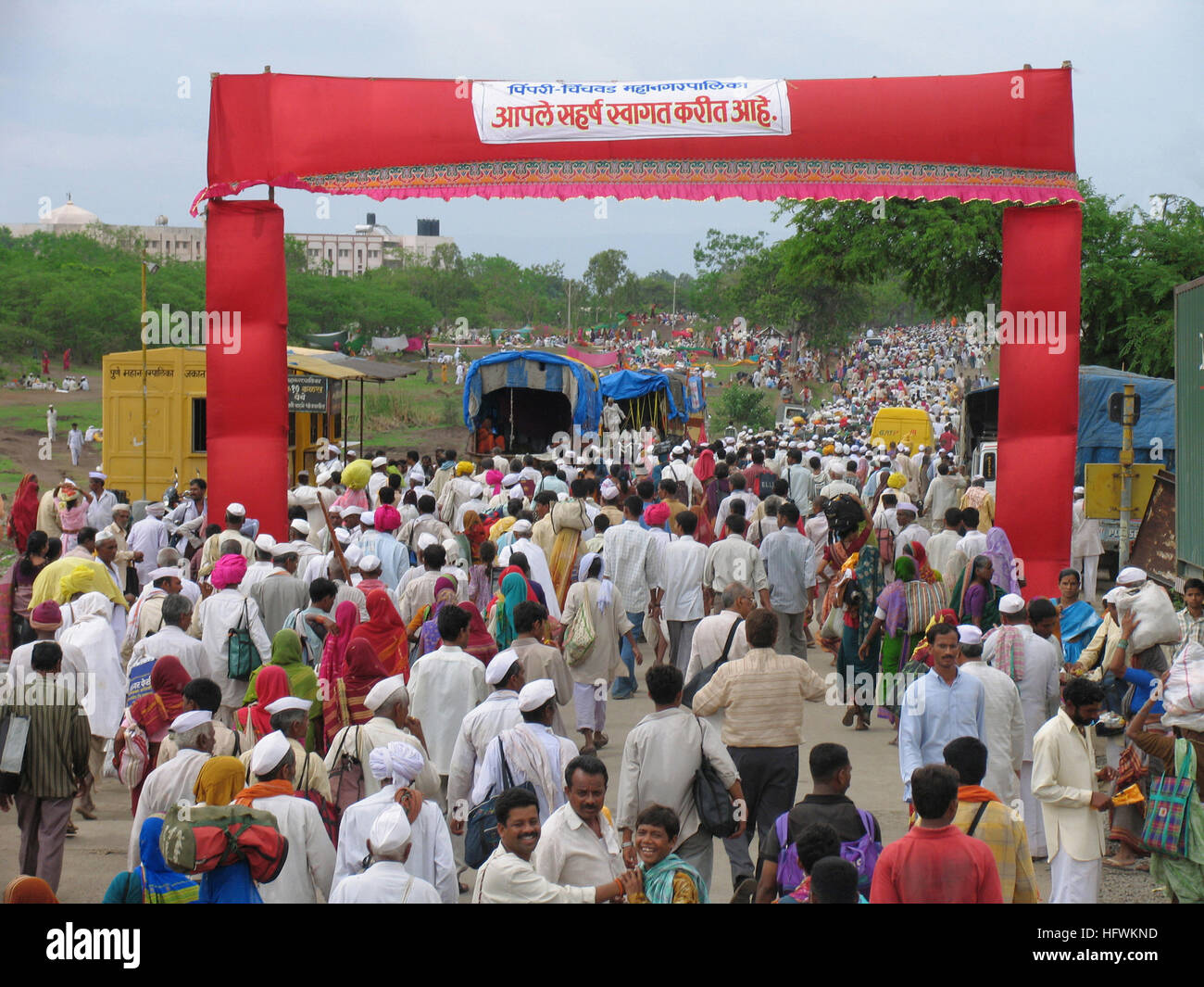 Warkaris or pilgrims, Pandharpur Yatra at Alandi, Maharashtra, India ...