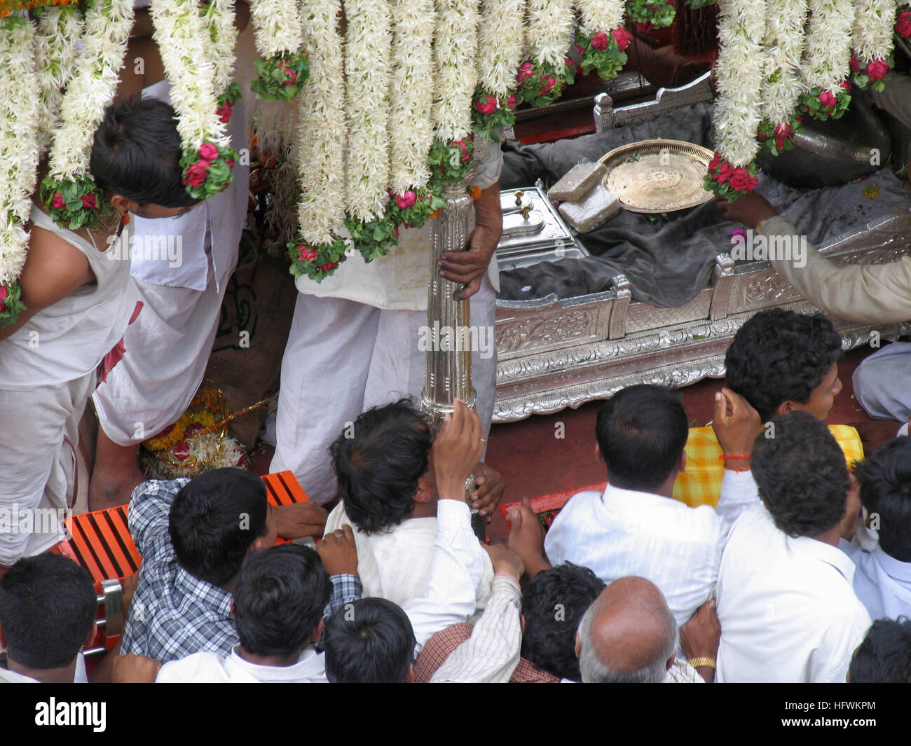 Warkaris or pilgrims, Pandharpur Yatra at Alandi, Maharashtra, India ...