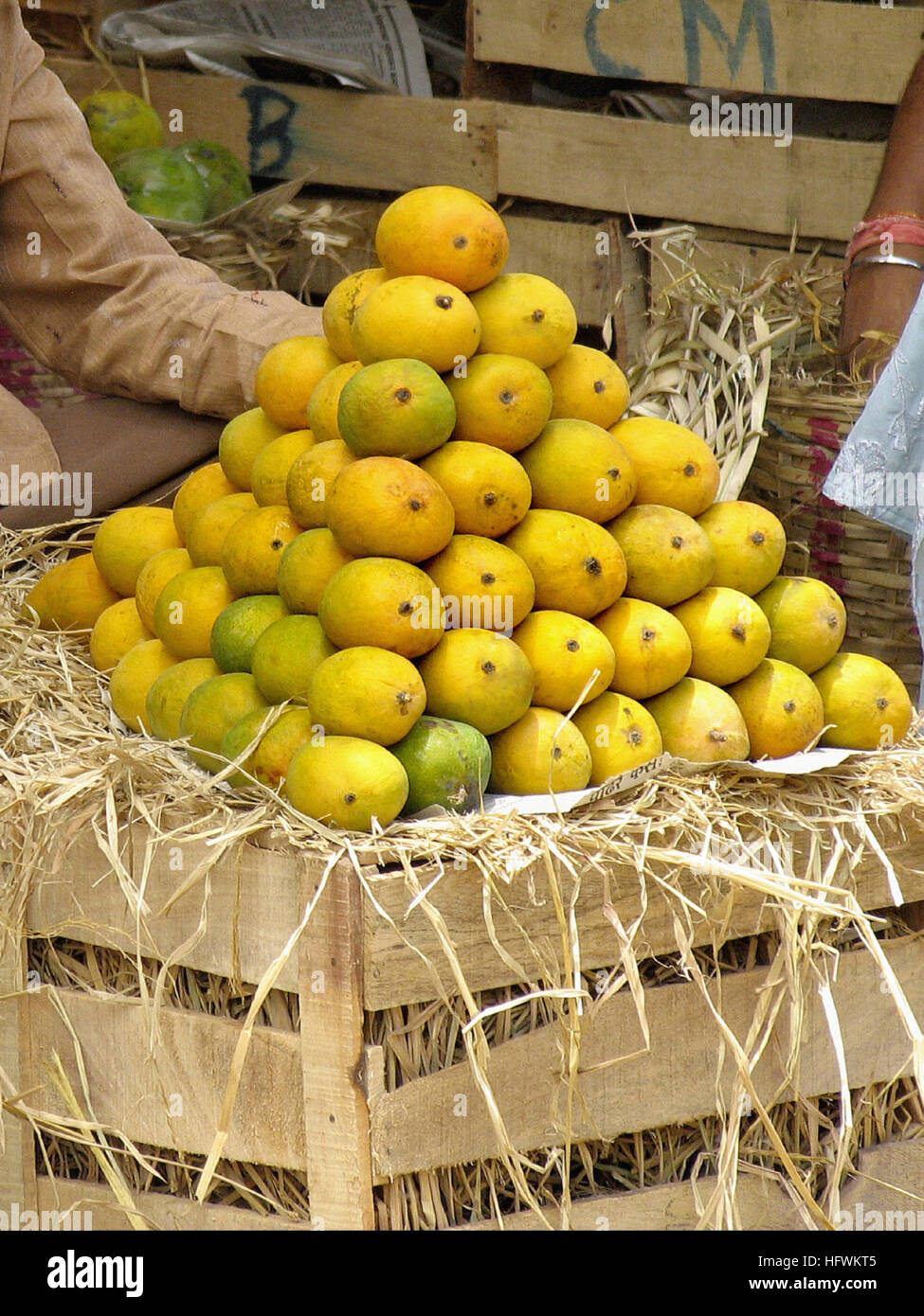 Ripen alphonso mango hi-res stock photography and images - Alamy