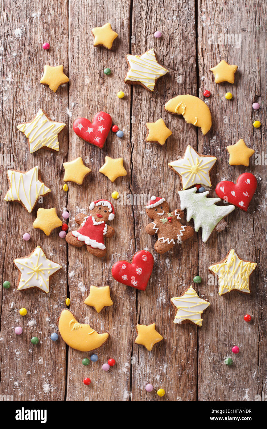 Gingerbread man tree stars hi-res stock photography and images - Alamy