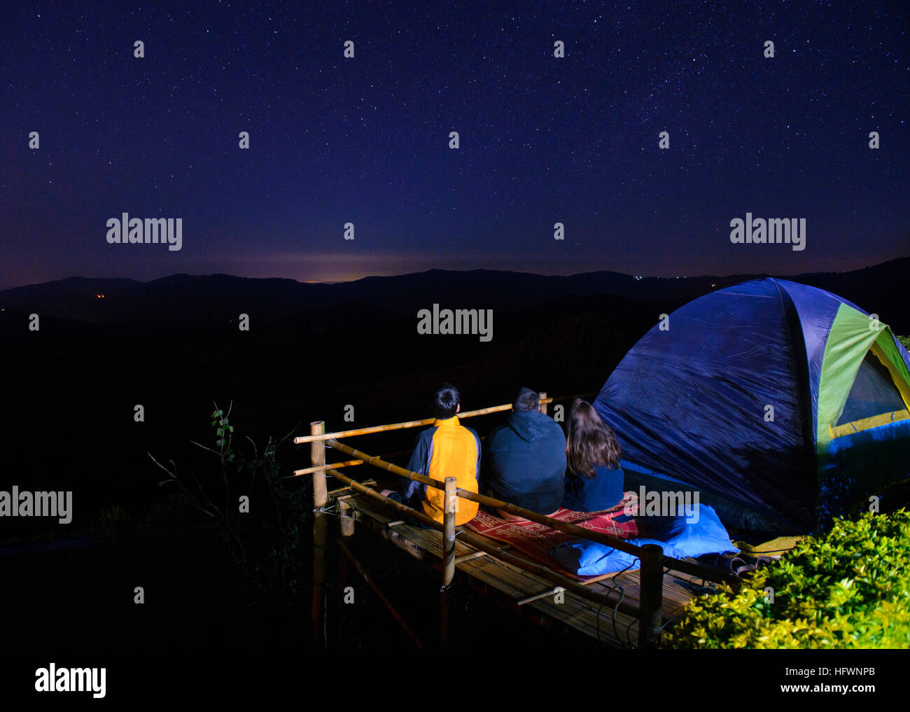 Indian child looking at stars night hi-res stock photography and images ...