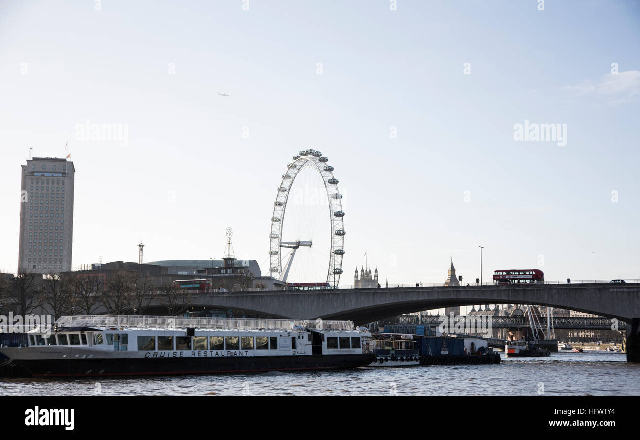 Waterloo London Eye High Resolution Stock Photography and Images - Alamy