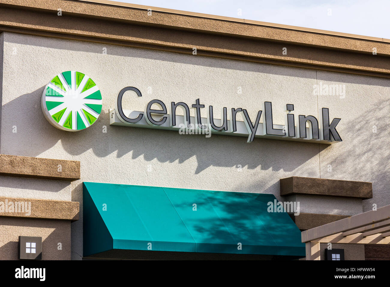 Voip services hi-res stock photography and images - Alamy