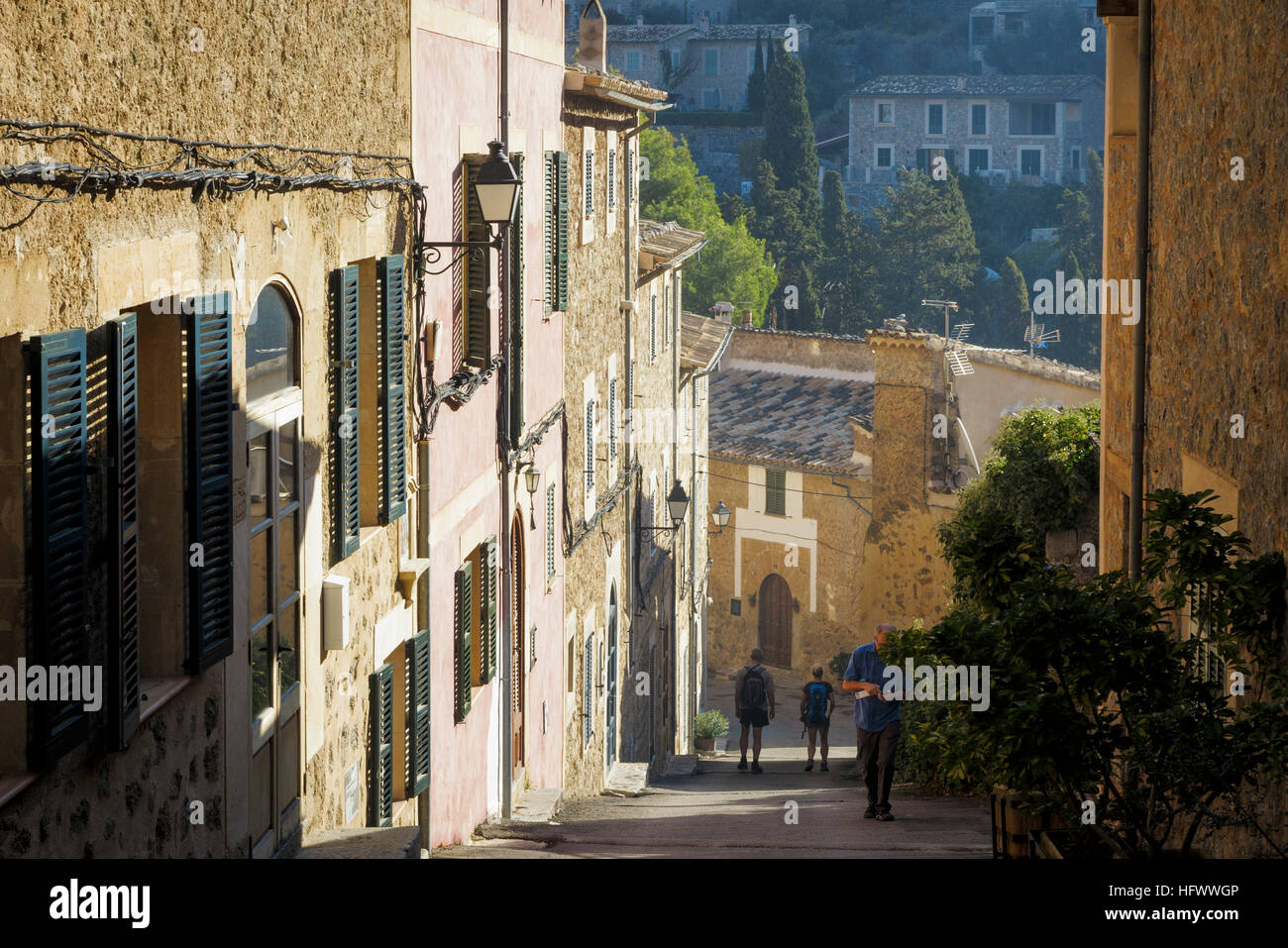 Deya mallorca hi-res stock photography and images - Alamy