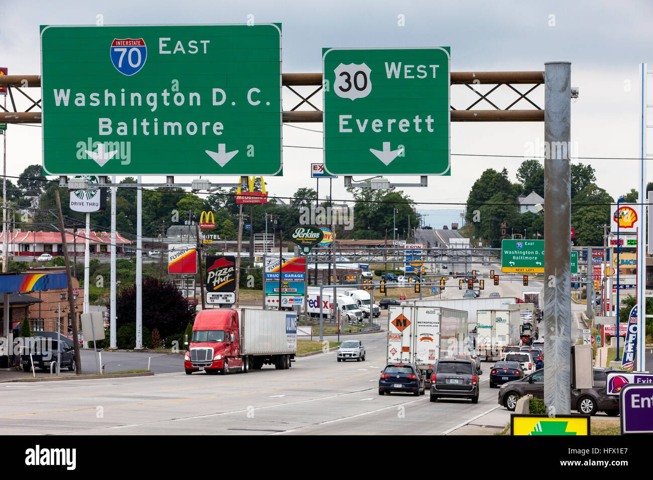 Breezewood, Pennsylvania. Traffic Heading South from the Pennsylvania ...