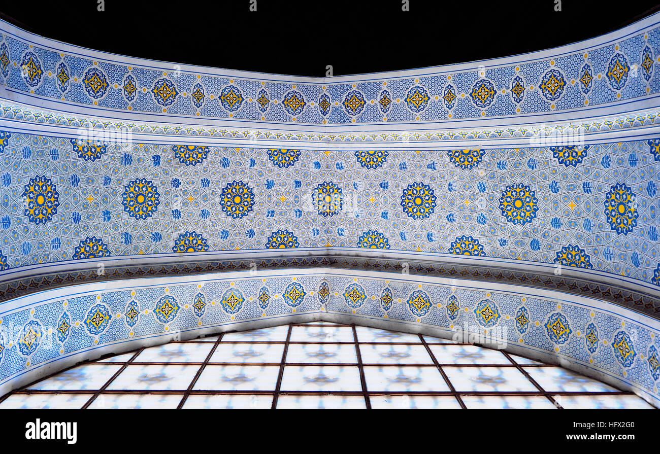 Medieval ceiling floral hi-res stock photography and images - Alamy