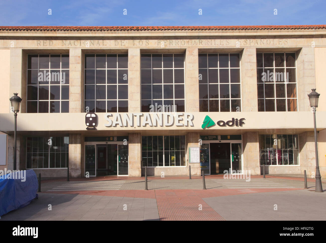 Adif hi-res stock photography and images - Alamy