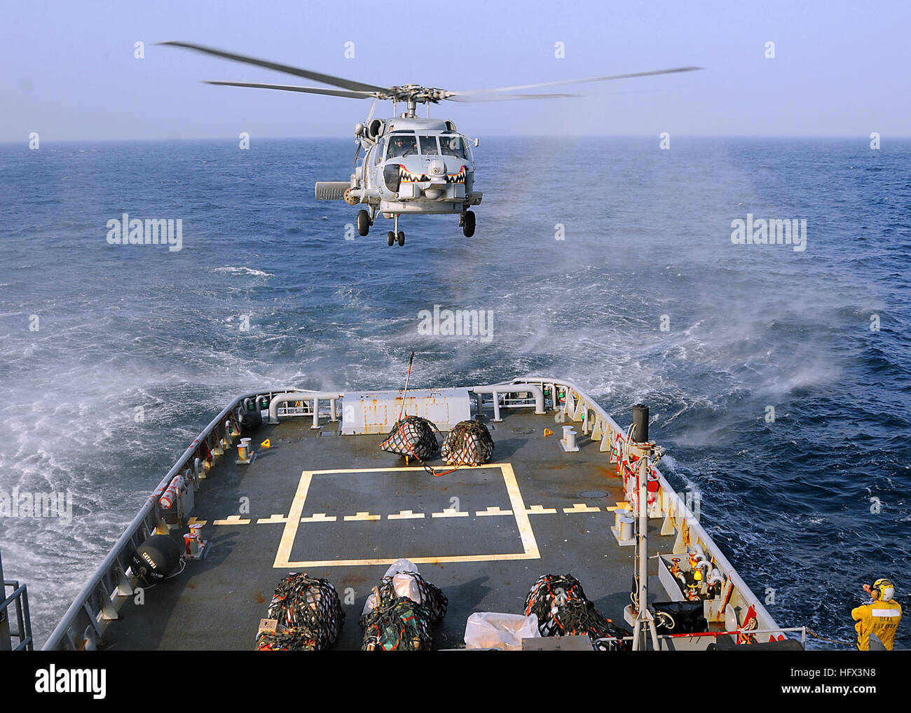 081227-N-1082Z-032 INDIAN OCEAN (Dec. 27, 2008) An SH-60B Sea Hawk from ...