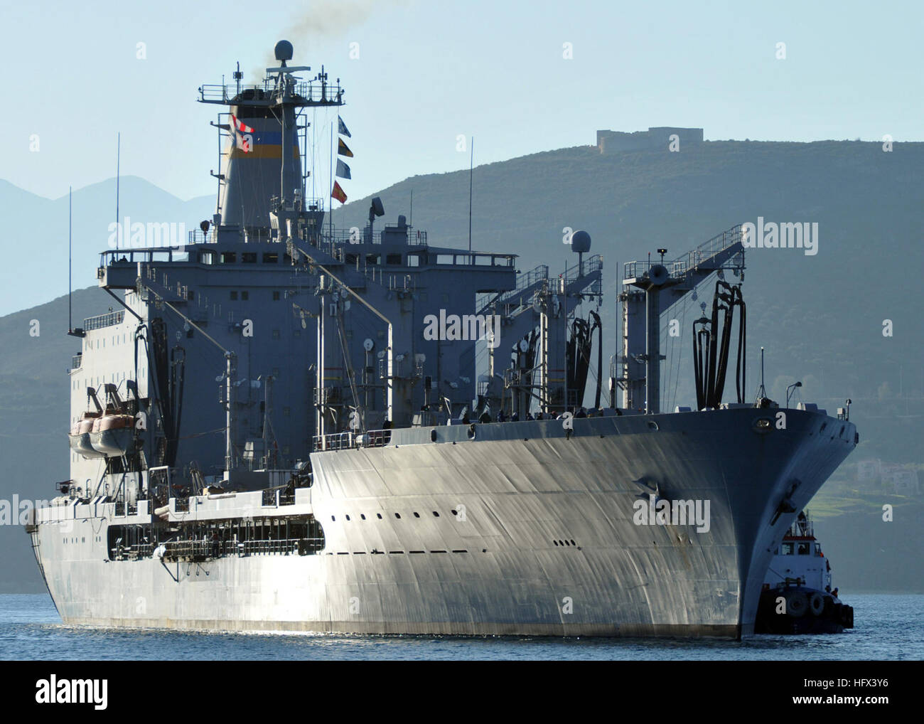 Military sealift command fleet replenishment oiler usns laramie hi-res ...