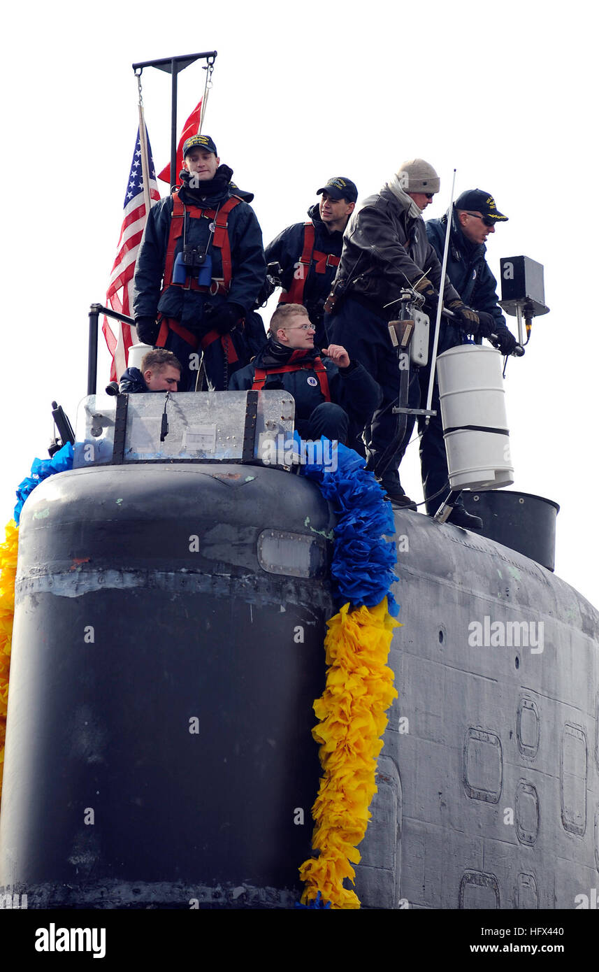 Uss alexandria ssn 757 hi-res stock photography and images - Alamy