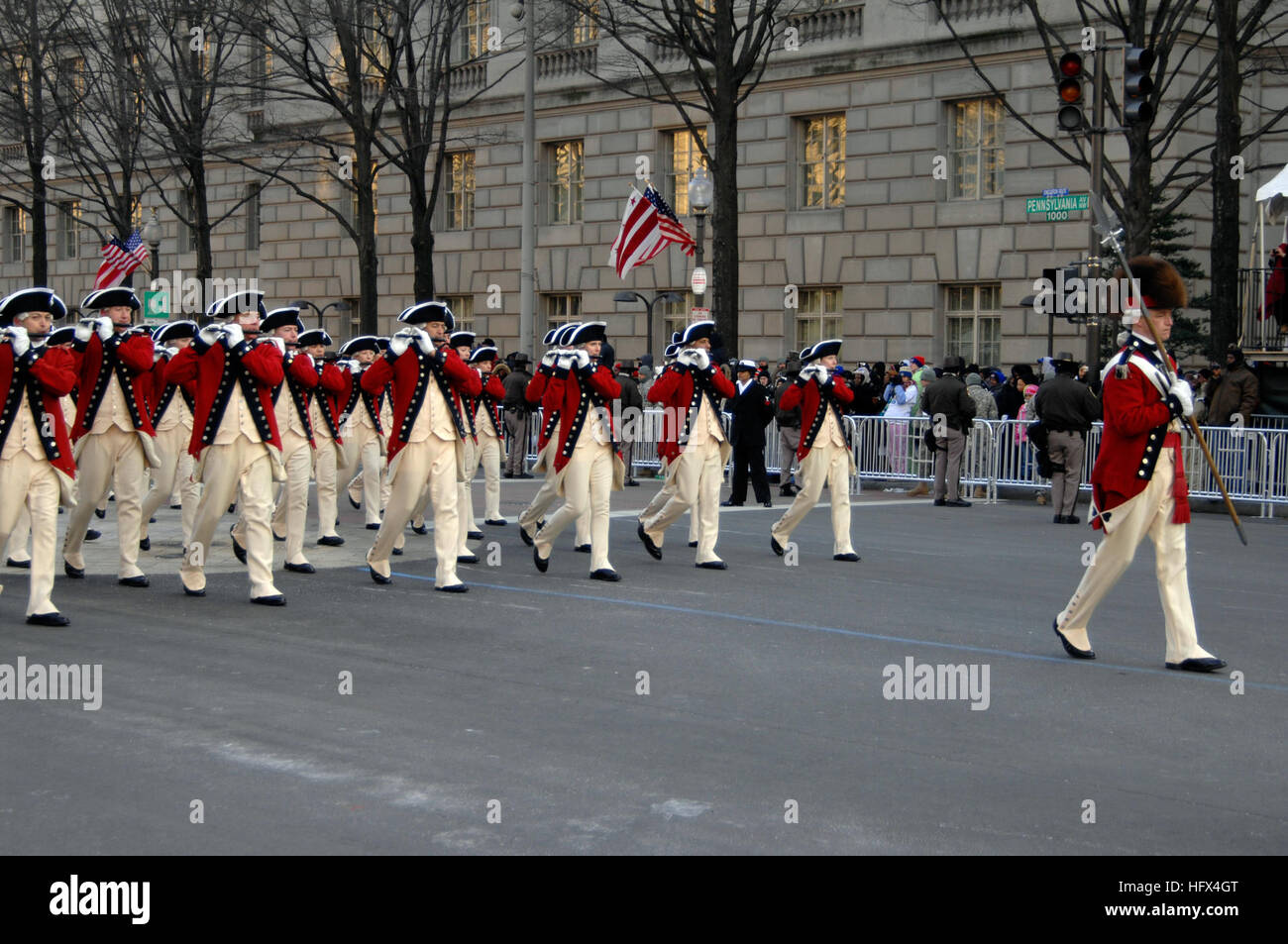 Us army fife and drum corps hi-res stock photography and images - Alamy