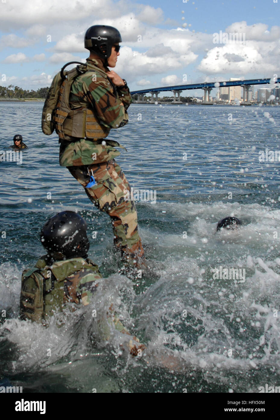Special warfare combatant craft crewman hi-res stock photography and ...