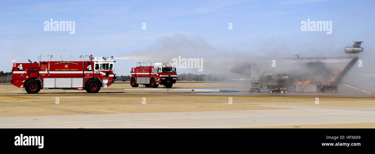 Navy region mid atlantic fire and emergency services hi-res stock ...