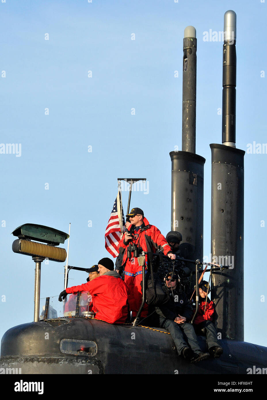 Los Angeles-class attack submarine USS Scranton (SSN 756) departs Souda ...