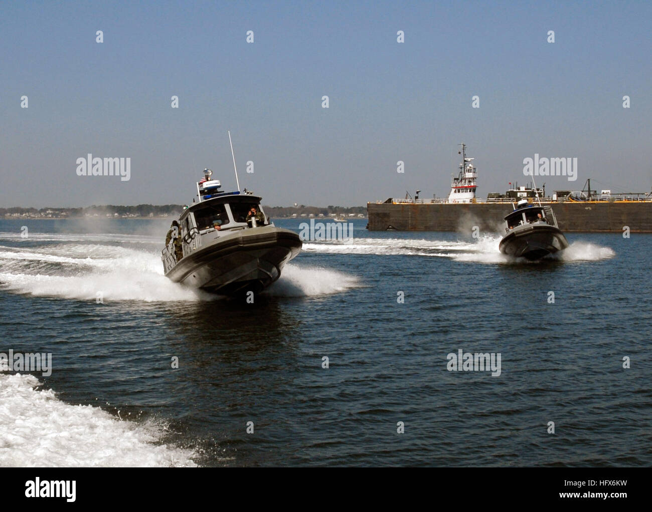Us navy sea ark security boat hi-res stock photography and images - Alamy