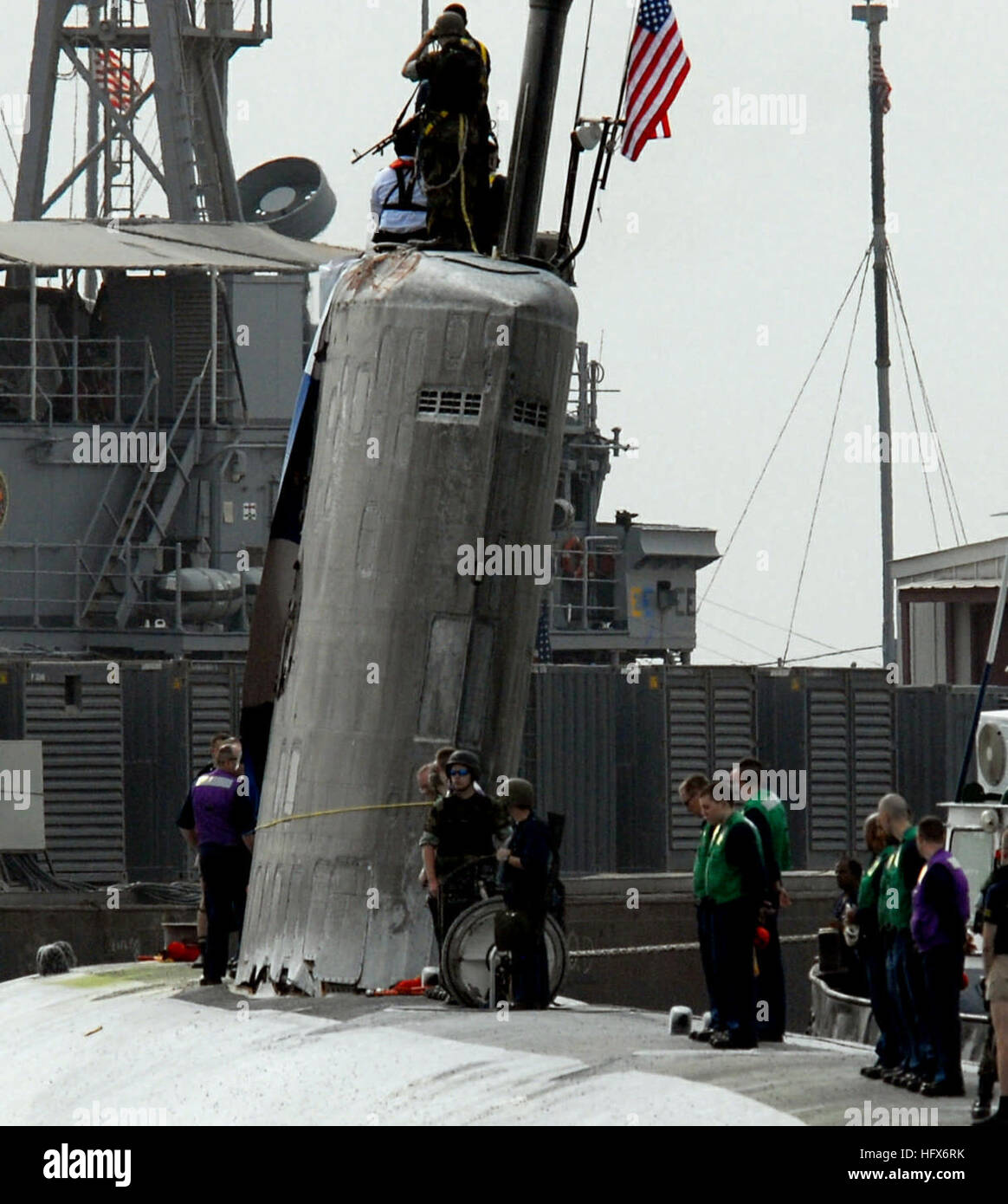090321-N-9909C-993 BAHRAIN (March 21, 2009) The Los Angeles-class ...
