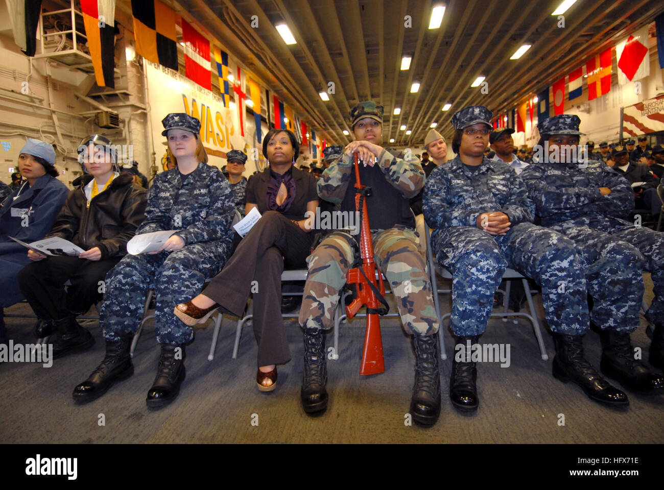(From left) Hospital Corpsman 2nd Class Tiffany Nguyen, Aviation ...