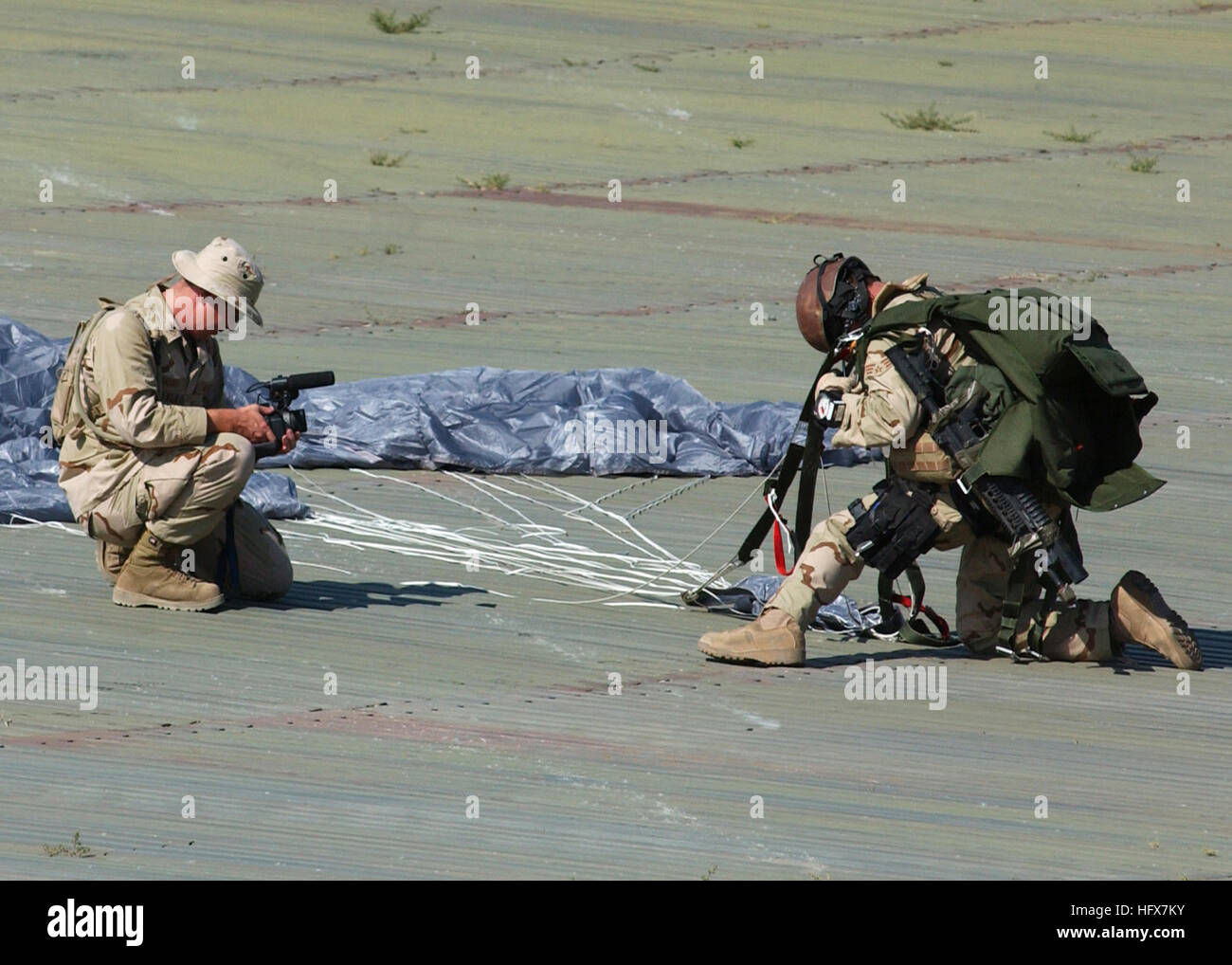 Exercise desert sailor 2005 hi-res stock photography and images - Alamy