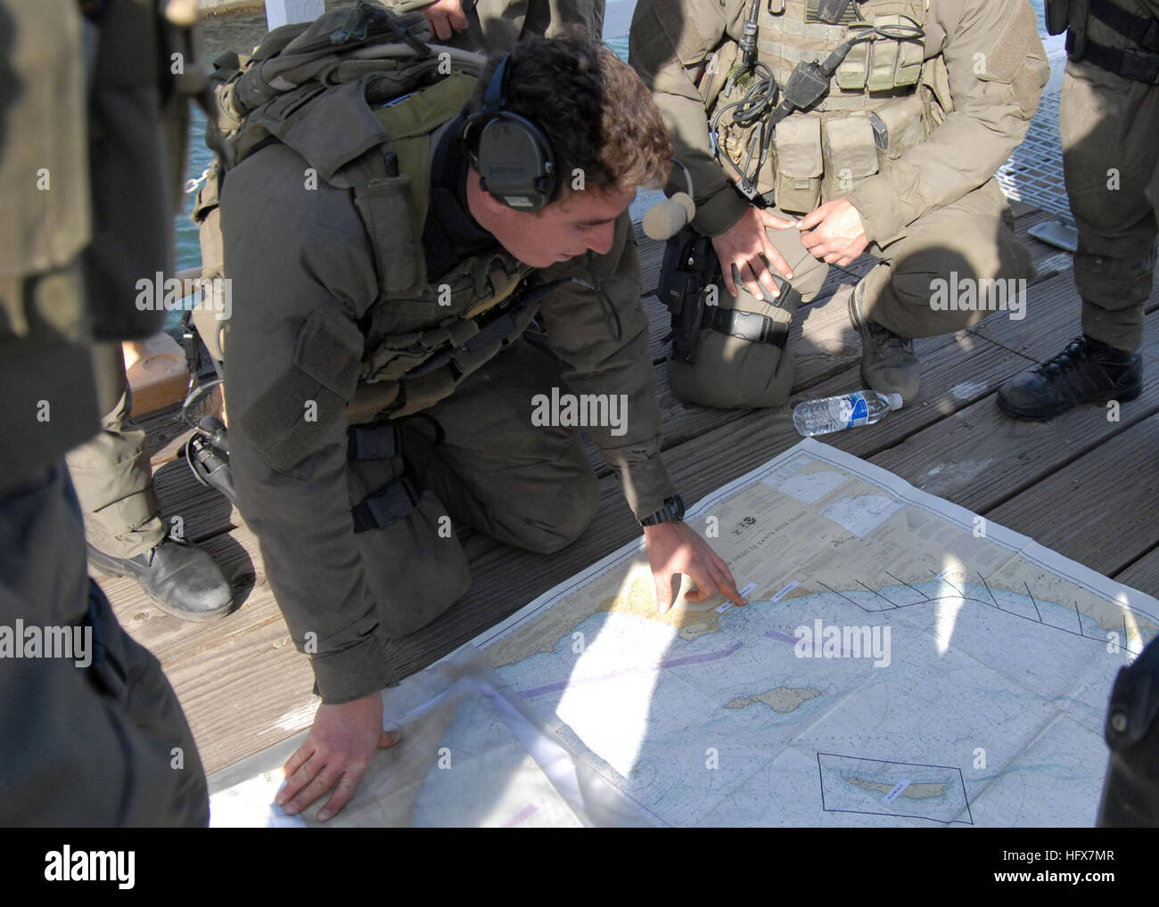 090415-N-6403R-010 SEAL BEACH NAVAL WEAPONS STATION, Calif. (April 15 ...