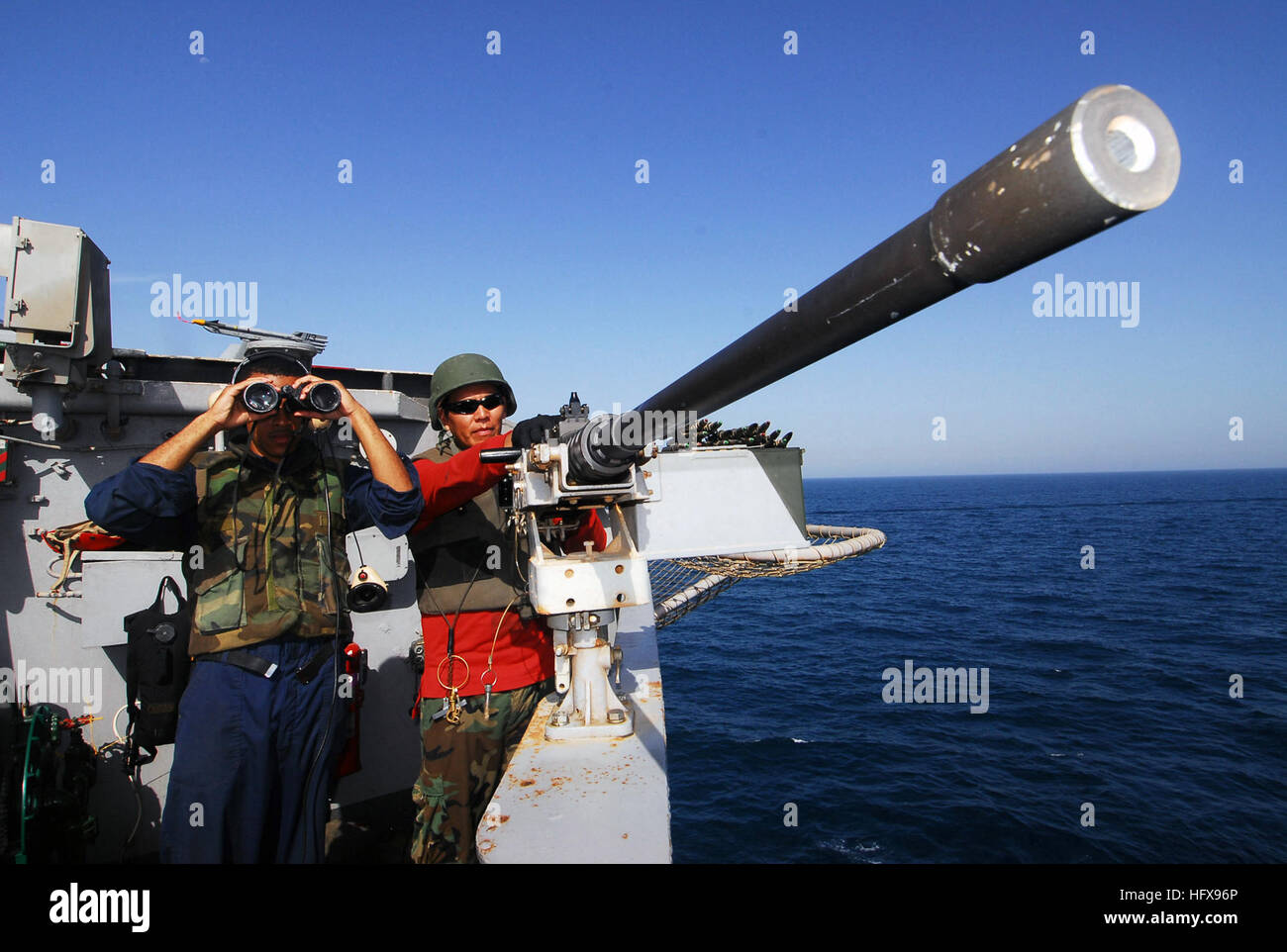 070607-N-6326B-014 PERSIAN GULF (June 7, 2007) - Aviation Ordnanceman ...