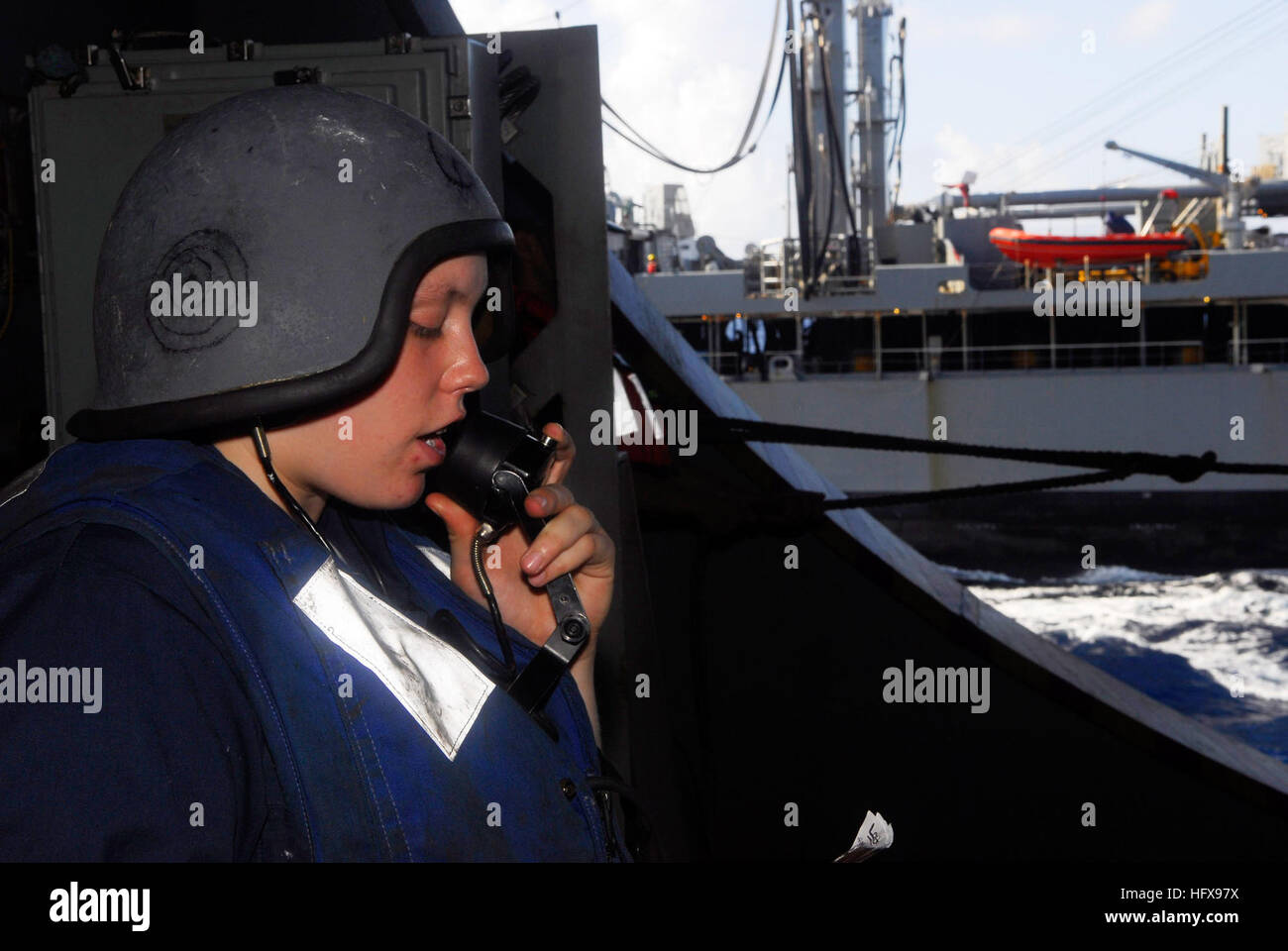Military sealift command fleet replenishment oiler usns bridge hi-res ...