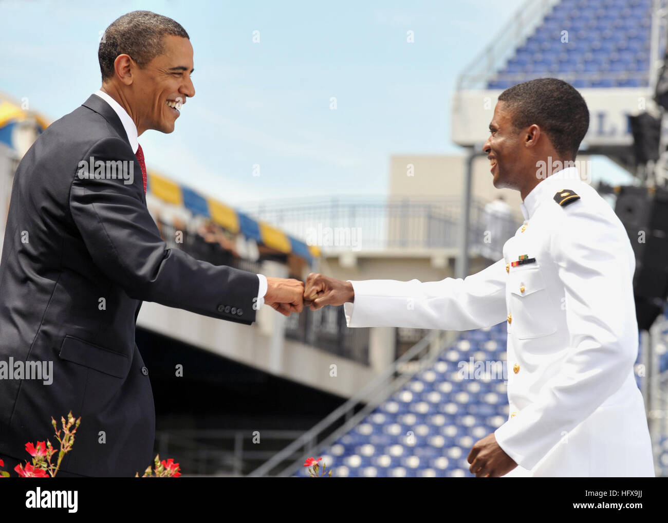 090522-N-1026O-003 ANNAPOLIS, Md. (May 22, 2009) U.S. President Barack ...