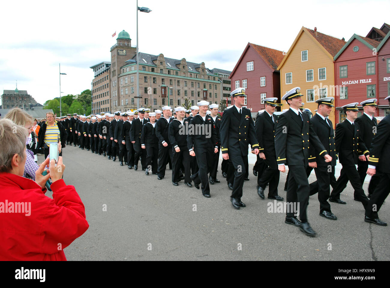 090510-N-3090M-233 BERGEN, Norway (May 10, 2009) The crew of the USS ...