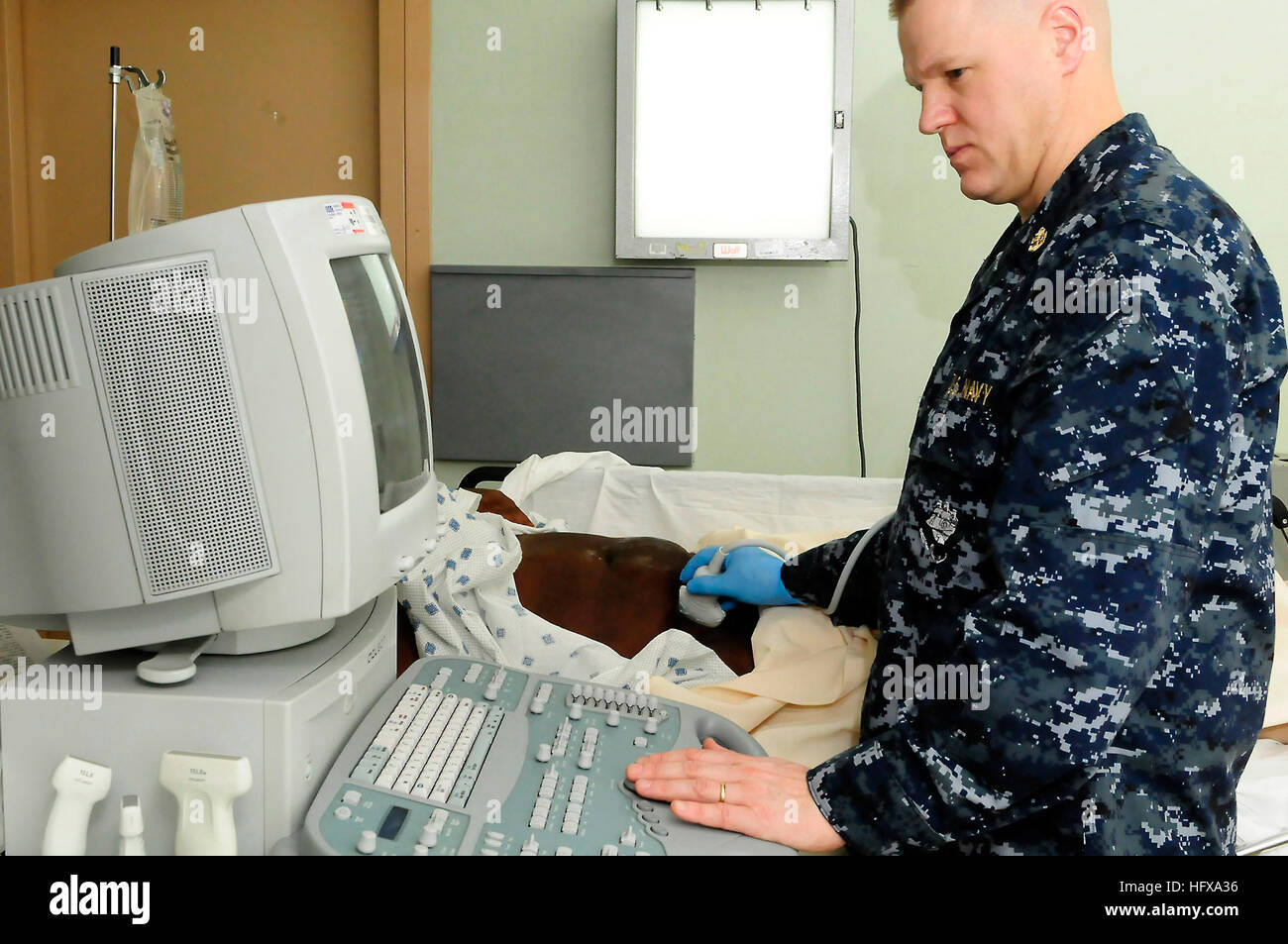 Fond des blanc hi-res stock photography and images - Alamy