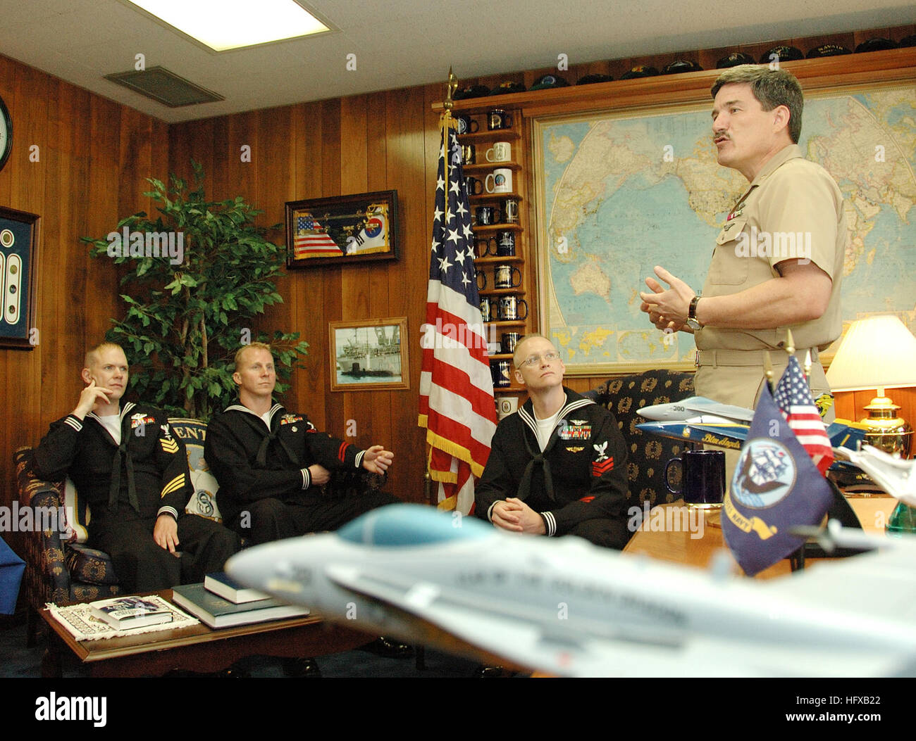 060426-N-1722M-072 Washington, D.C. (April 26, 2006) - Master Chief ...