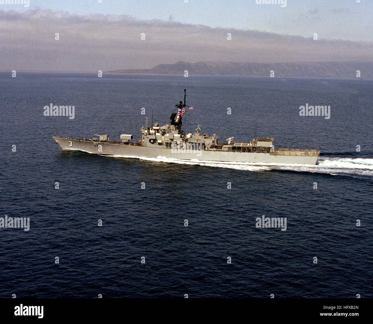 A port beam view of the guided missile frigate USS SCHOFIELD (FFG 3 ...