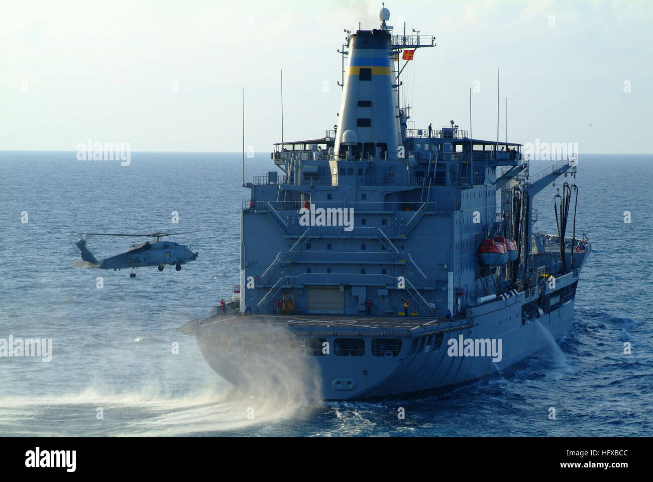 Underway seahawk helicopter landing hi-res stock photography and images ...