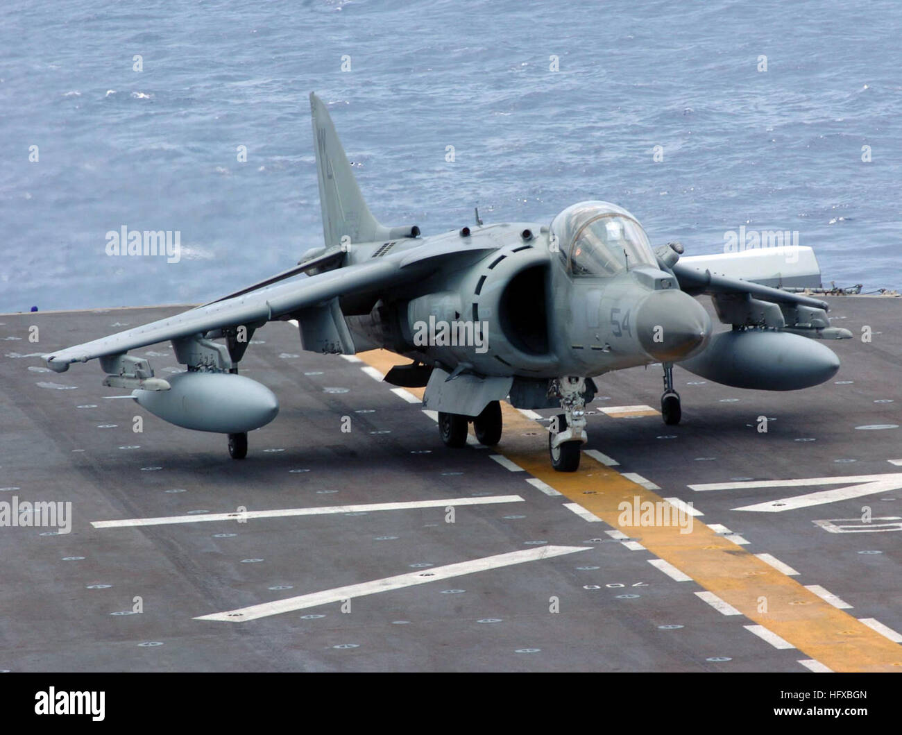 Uss boxers lhd 4 hi-res stock photography and images - Alamy