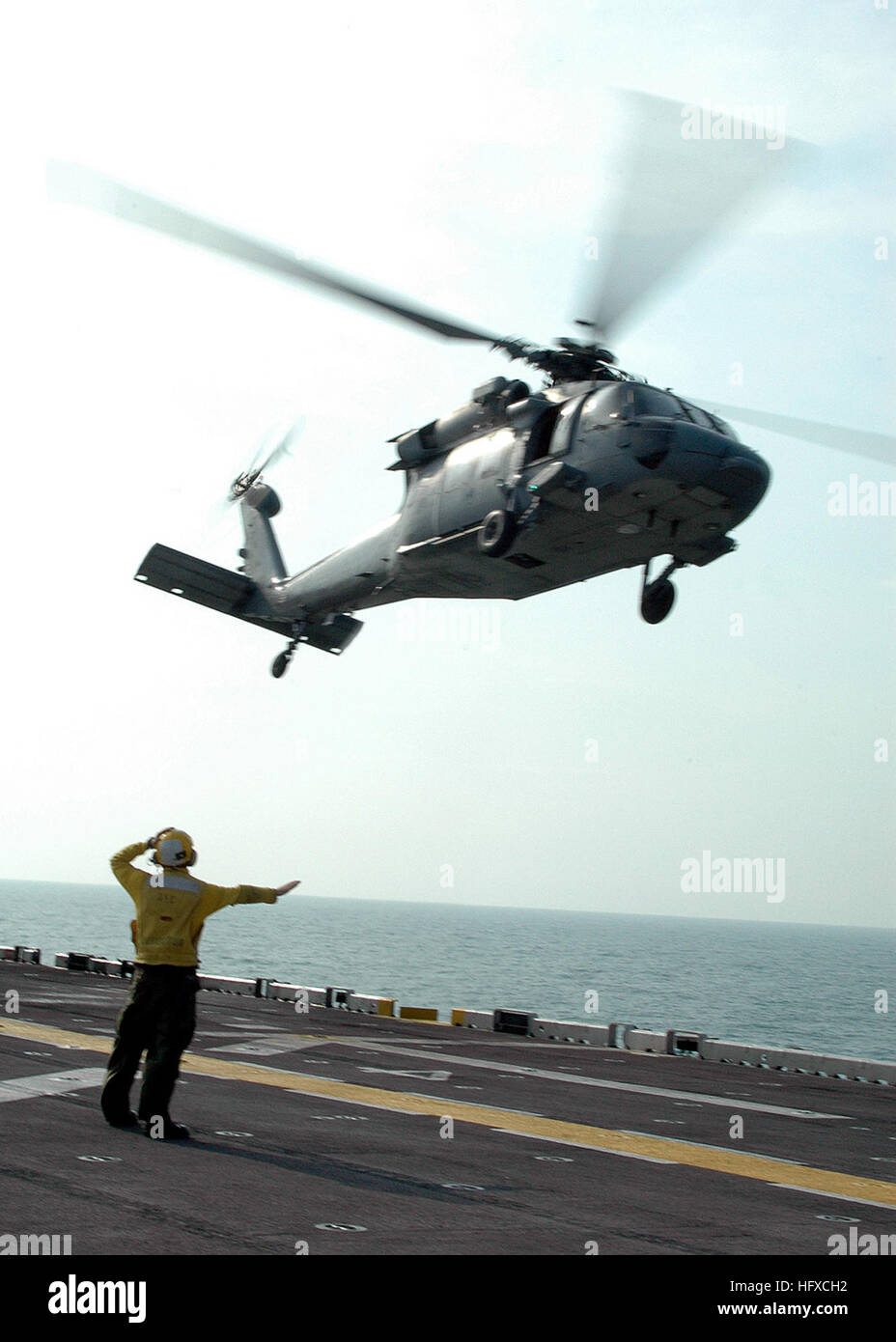 Hurricane katrina rescue helicopter hi-res stock photography and images ...