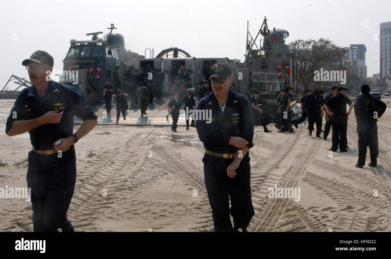 Hurricane katrina survivors hi-res stock photography and images - Alamy