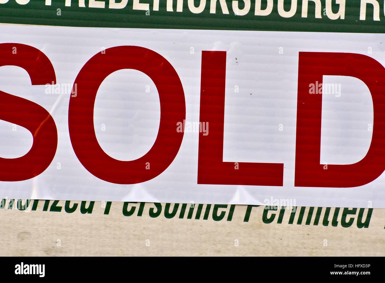 A sold sign on a new home site by the Ryan homes builders Stock Photo ...
