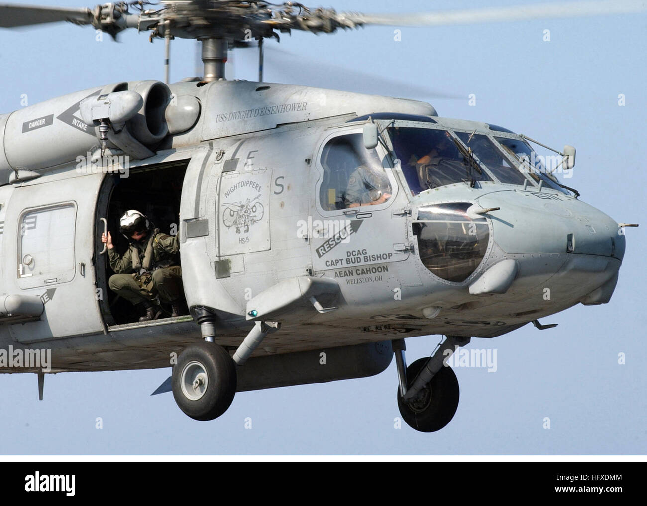HH-60H Seahawk helicopter from Helicopter Anti-Submarine Squadron HS-5 ...
